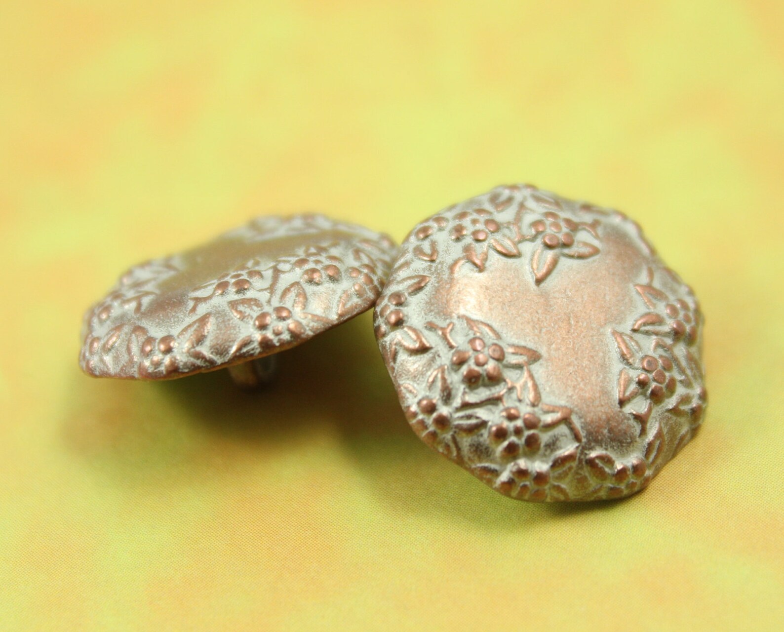 Metal Buttons - Flowers Around Metal Buttons , Copper Patina Color ...