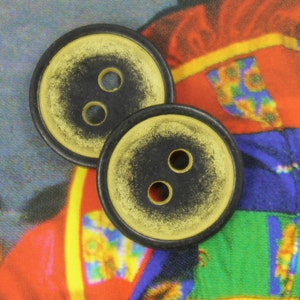 Metal Buttons - Gunmetal Yellow Metal Buttons , Concave , 4 Holes , 0. ...