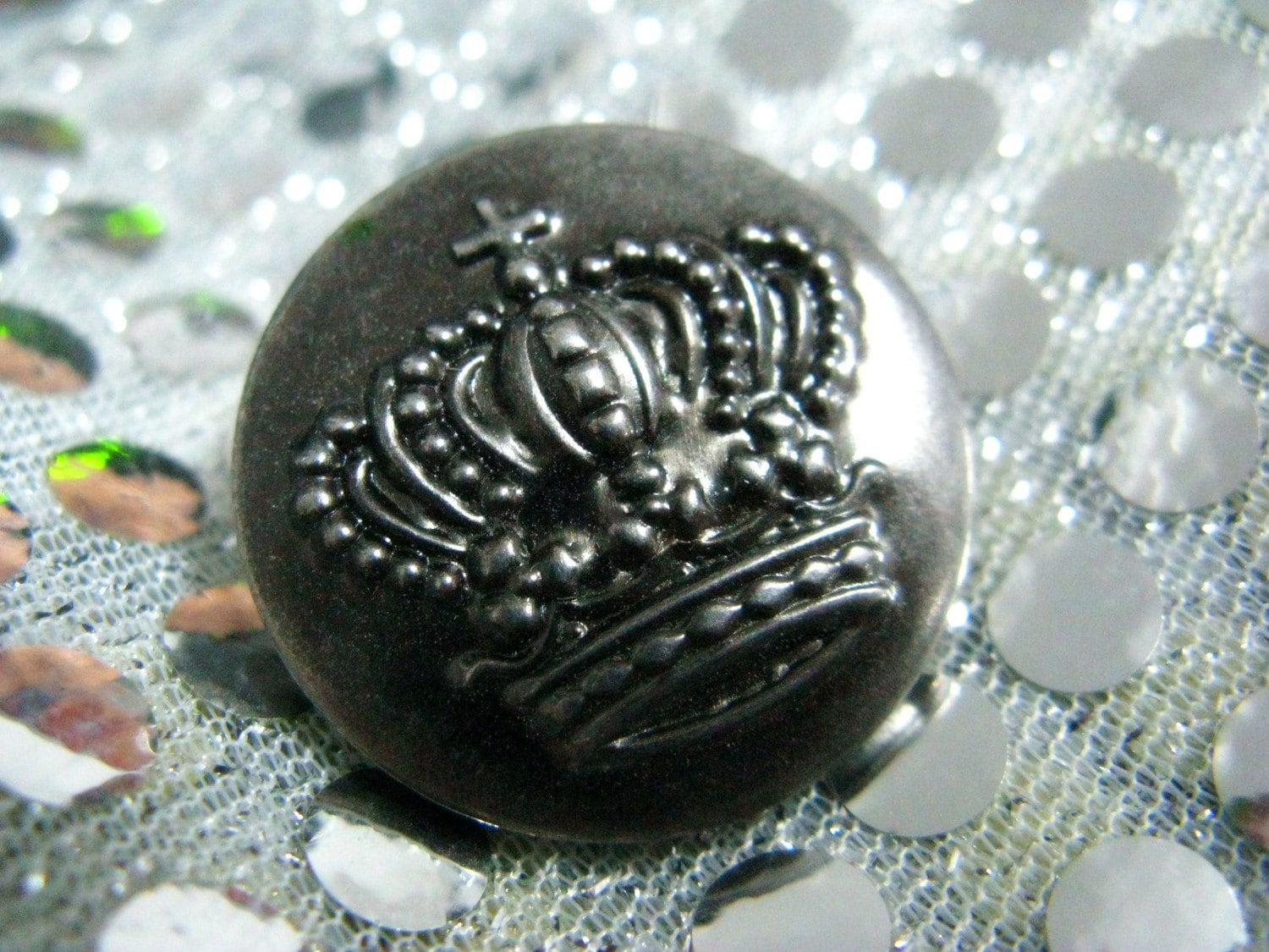 Metal Buttons - CROWN Metal Buttons , Gunmetal Color , Shank , 0.79 ...