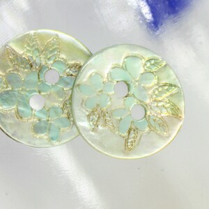 Shell Buttons - Rich Luster Light Blue Flower Shell Buttons, 0.59 Inch ...