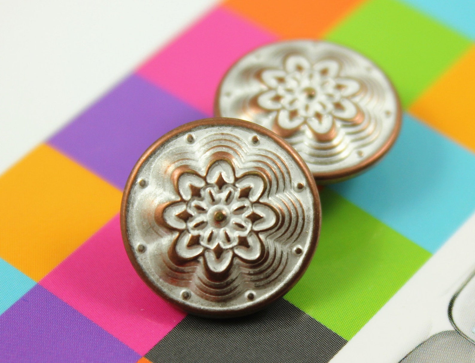 Metal Buttons - Layered Flower Metal Buttons , Copper White Patina ...