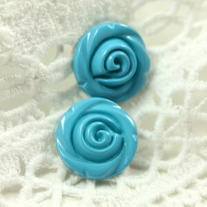 Flower Plastic Buttons - Blue Flower in Full Bloom Plastic Buttons. 10 ...