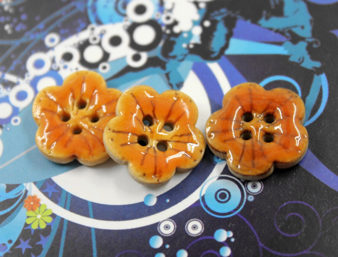 10 Pieces of Translucent Orange Enamel Sakura Buttons With Coconut Base ...