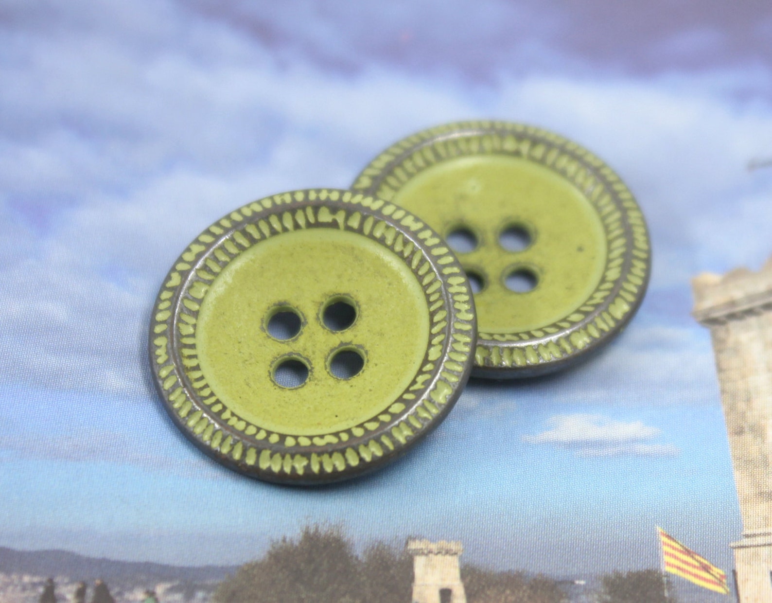 Metal Buttons - Matcha Green Painting Gunmetal Concave Metal Hole ...
