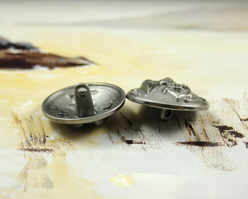 Metal Buttons - United States Marine Corps Old Emblem Metal Buttons ...