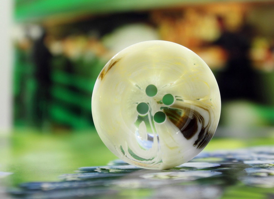 Resin Buttons - Latte Art Pattern Translucent Resin Buttons. 1.18 Inch ...