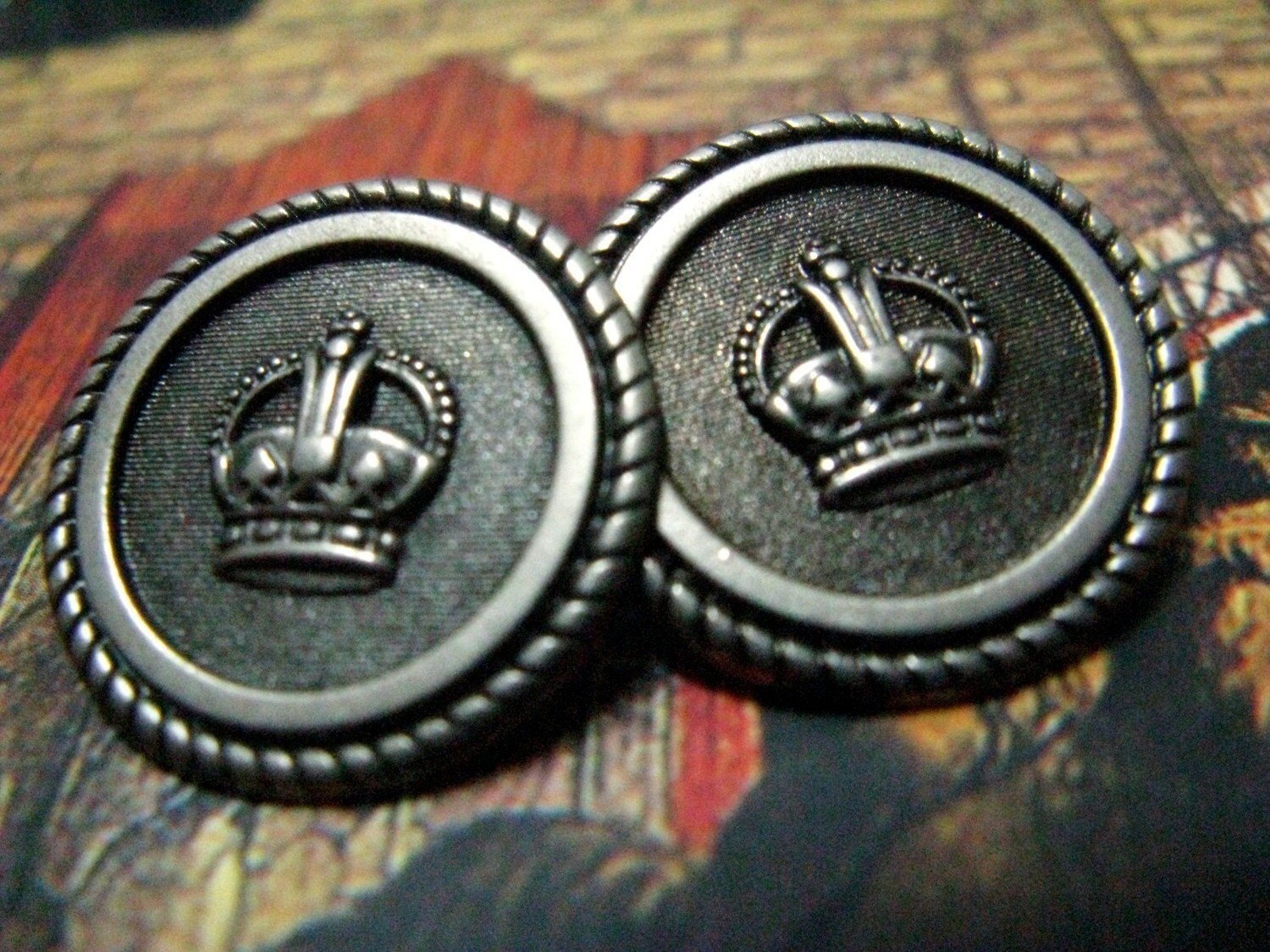 Metal Buttons Victorian Crown Metal Buttons Gray Silver | Etsy