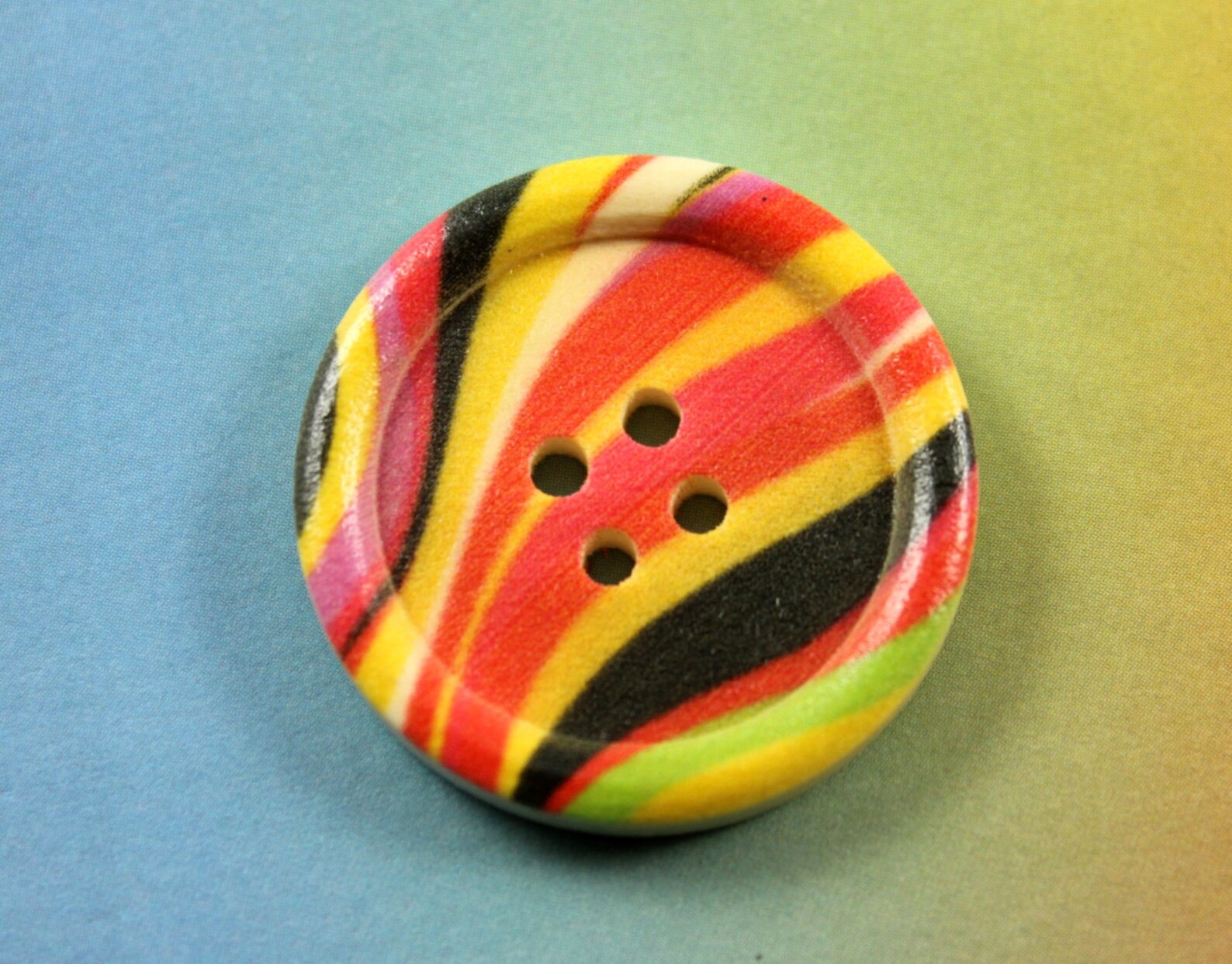 Rainbow Wooden Buttons - Zebra Rainbow Color Domed Border Wood Buttons ...