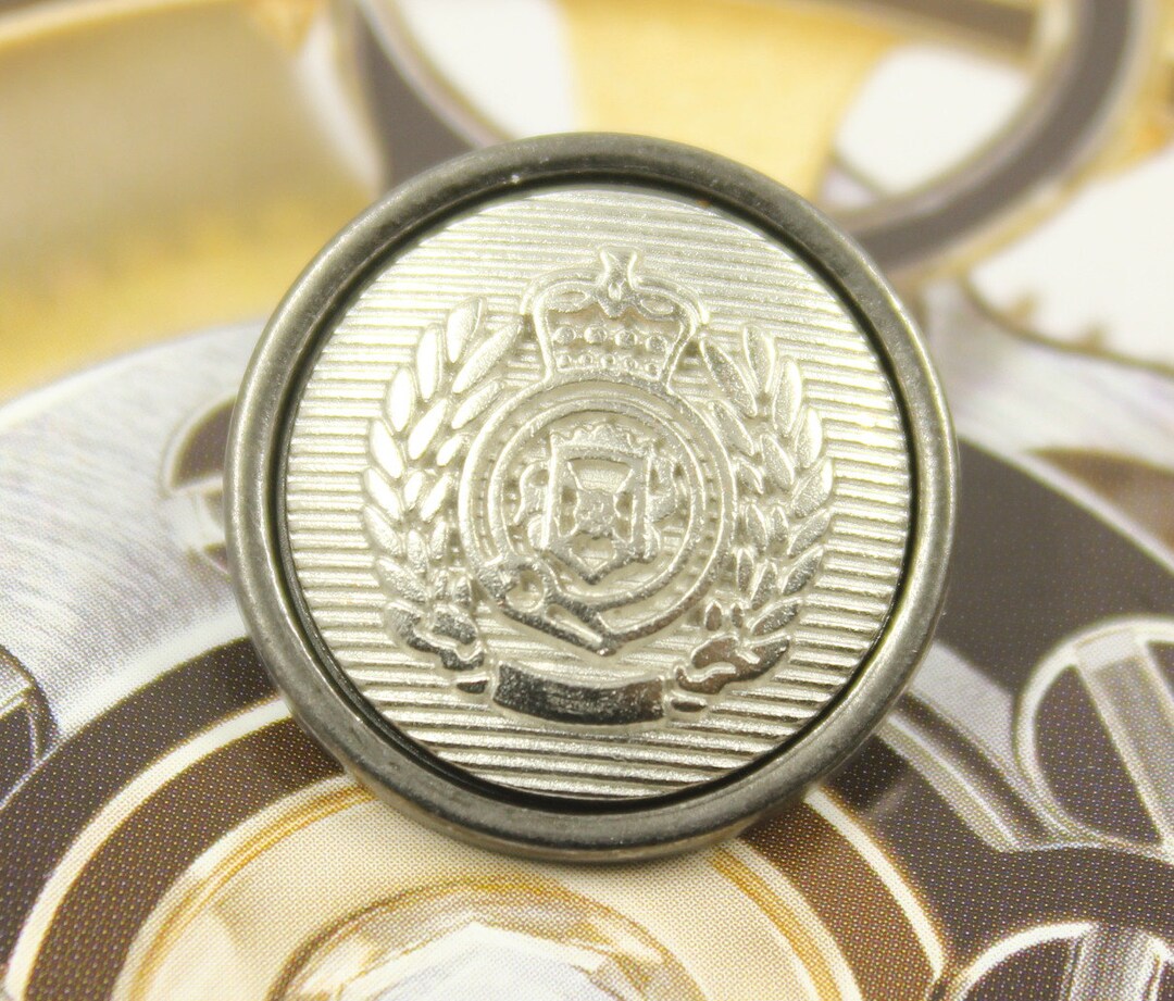 Metal Buttons - Silver Crest Emblem Metal Buttons , Gunmetal Base ...