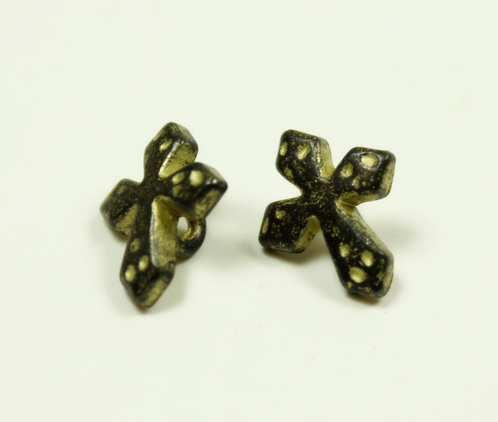 Metal Buttons - Cross Metal Buttons , Gunmetal Yellow Color , Shank , 0 ...
