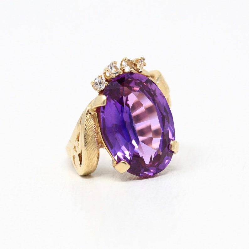 Sale Color Change Ring 14k Yellow Gold Created Purple - Etsy