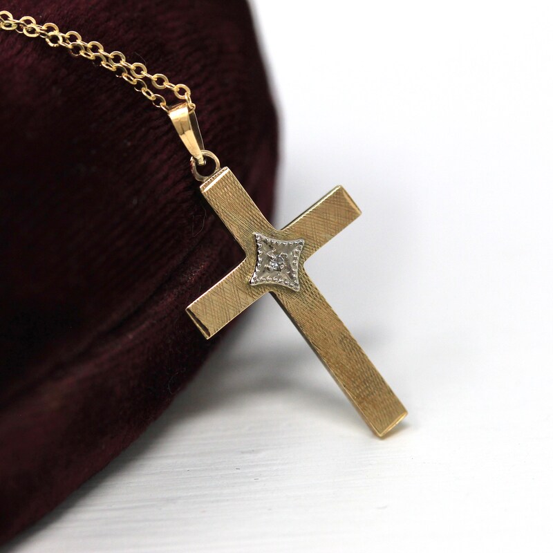 Vintage Cross Necklace - Etsy