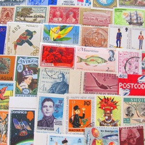 It's A Small World 100 Vintage Postage Stamps | Etsy