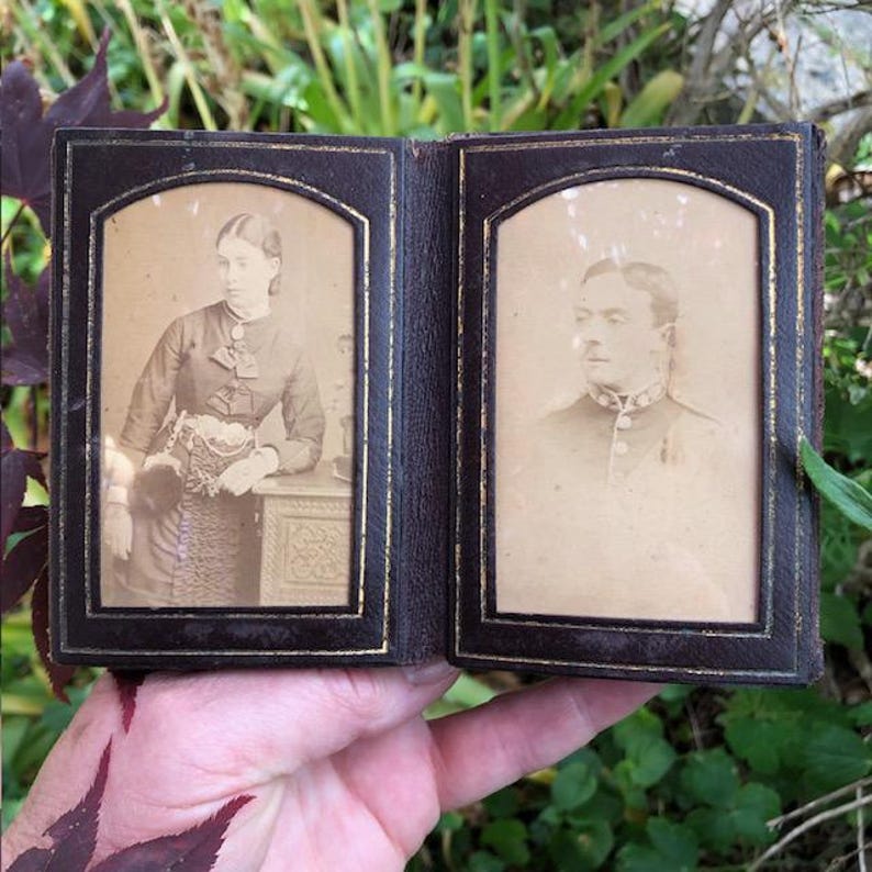 Rare Victorian CDV Concertina Photo Frame. Holds 12 Cdvs. Shabby Gold ...