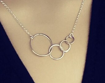 Four Circle Necklace - Etsy