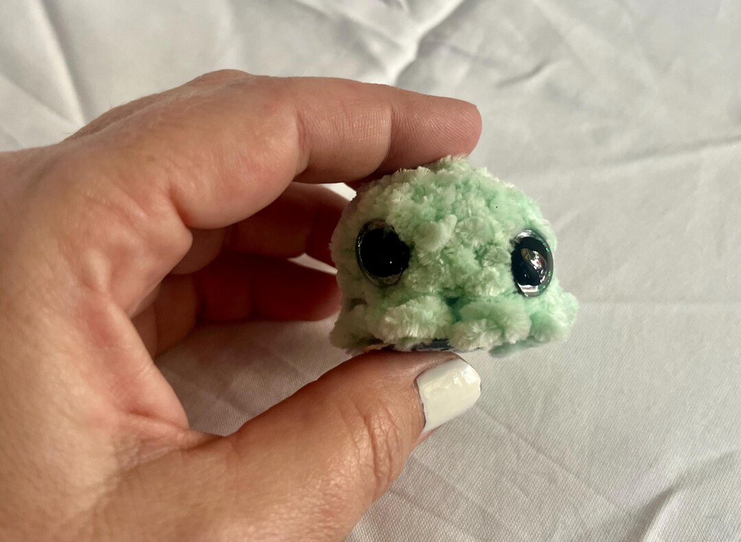 Amigurumi Octopus - Emotional Support Plushie - Desk Decoration - Etsy