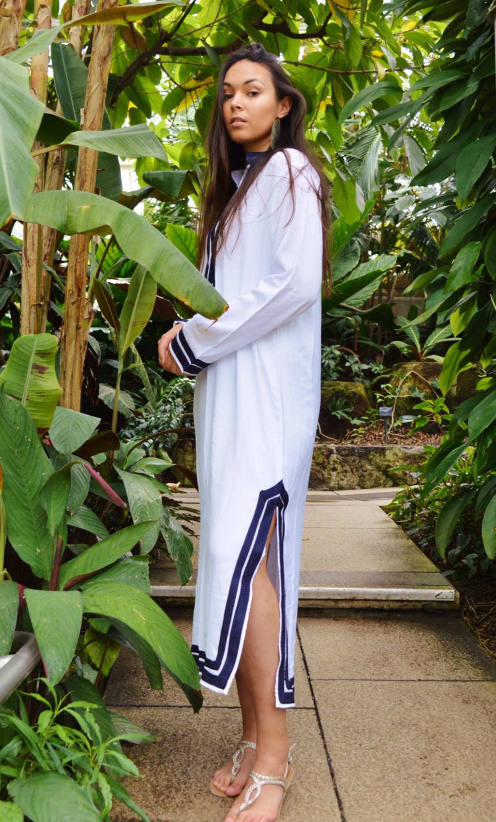 White Navy Blue Kaftan Mariam Caftan Kaftan - Etsy