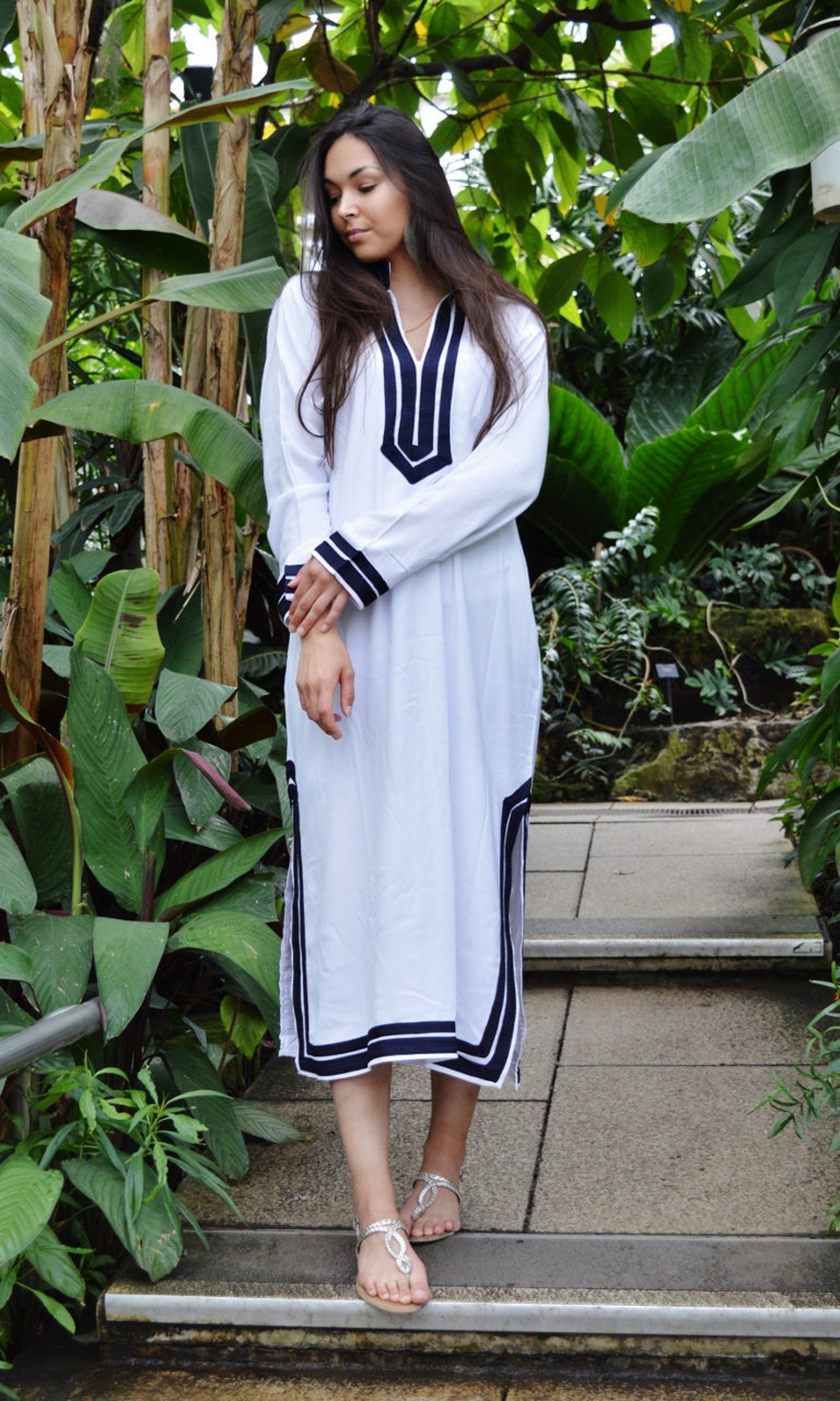White Navy Blue Kaftan Mariam Caftan Kaftan - Etsy