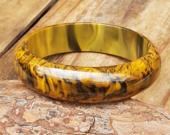 Bakelite jewelry | Etsy