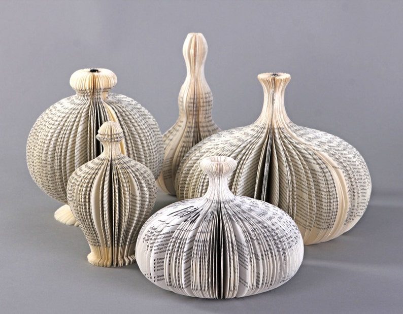 Tutorial: DIY Cutting a Book Sculpture - Etsy