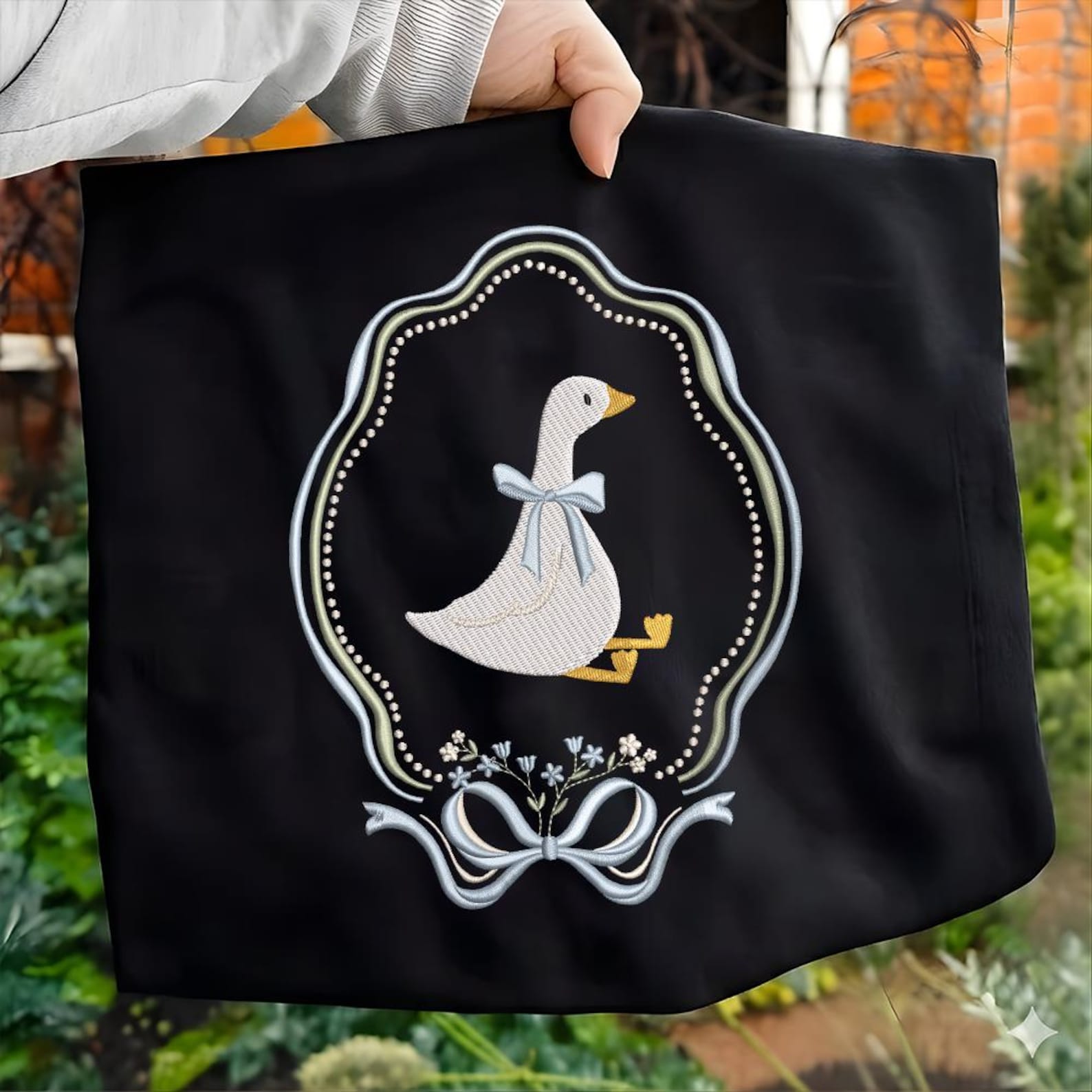 Goose Frame Embroidery Design, Goose Wreath Crest Embroidery, Cute Baby ...