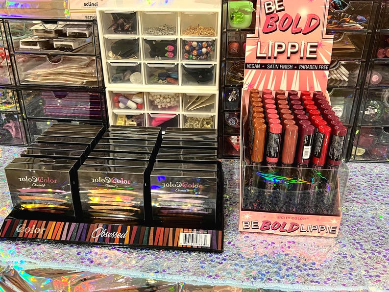 Mystery Bundle - 25 Pcs | Mystery Ball Scoops | Beauty Scoops | Makeup ...