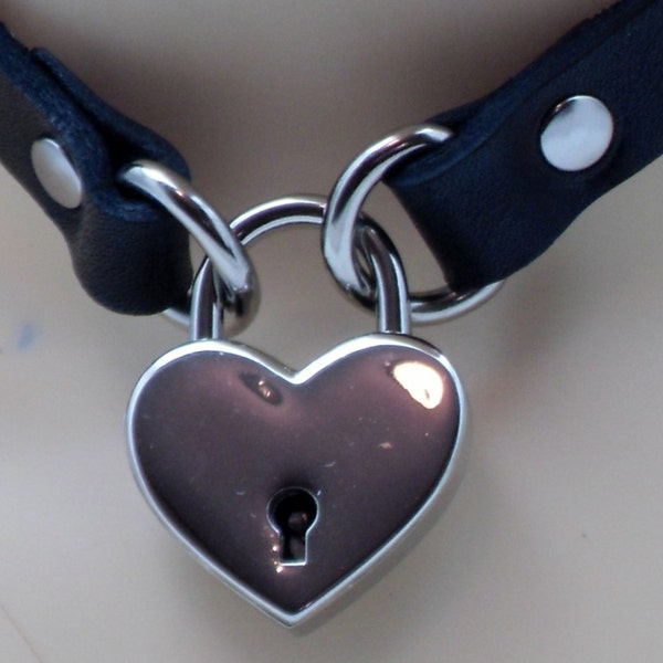 Locking Submissive Collar - Etsy
