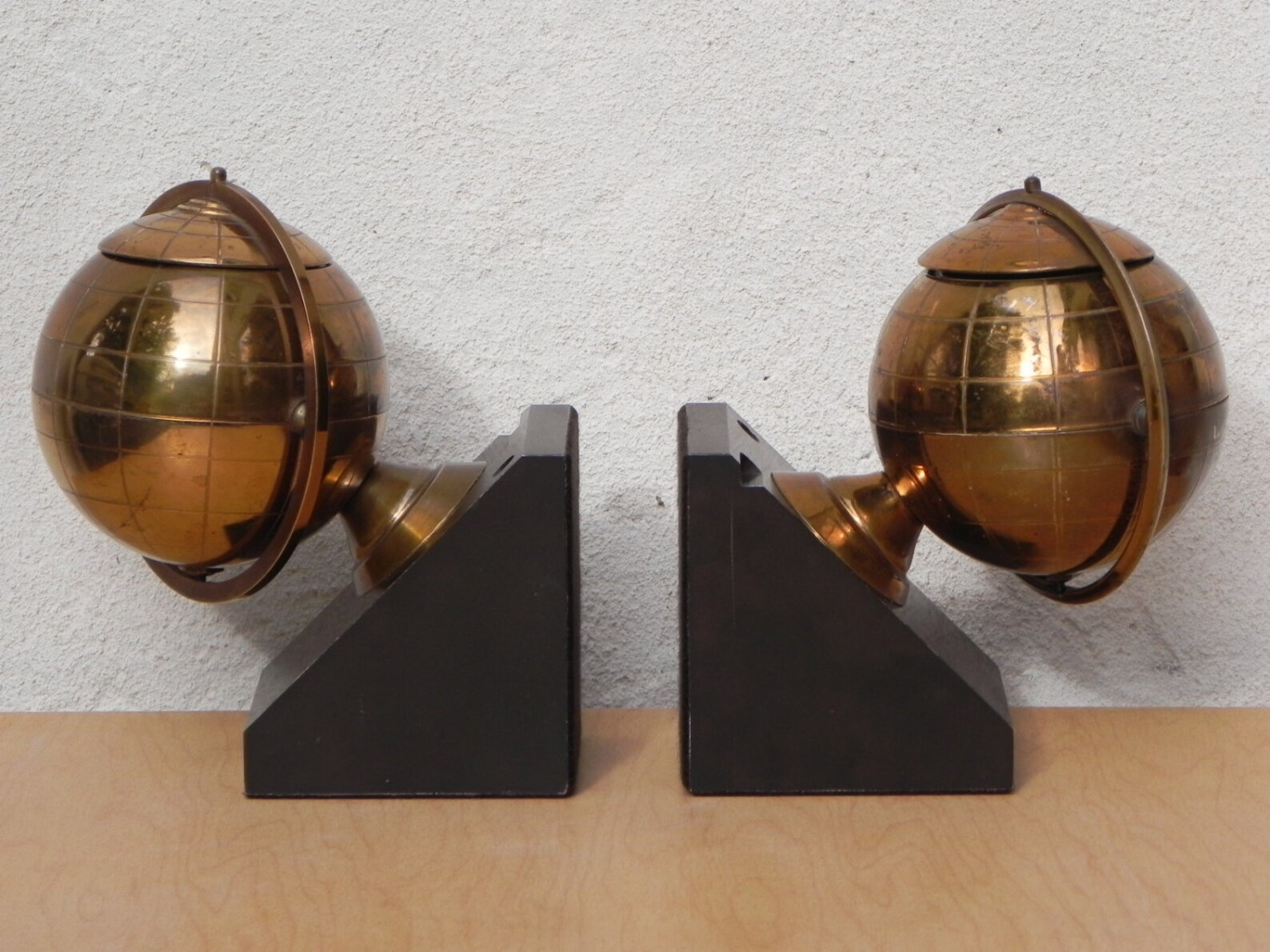 Mid Century Copper Colored Metal Globe Bookends With Tobacco - Etsy