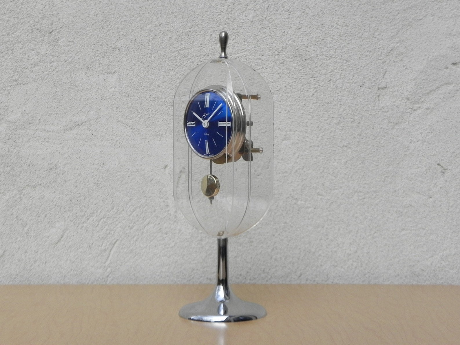 Johmid Rare Lucite Tulip Base Pendulette 8-day Desk Clock - Etsy