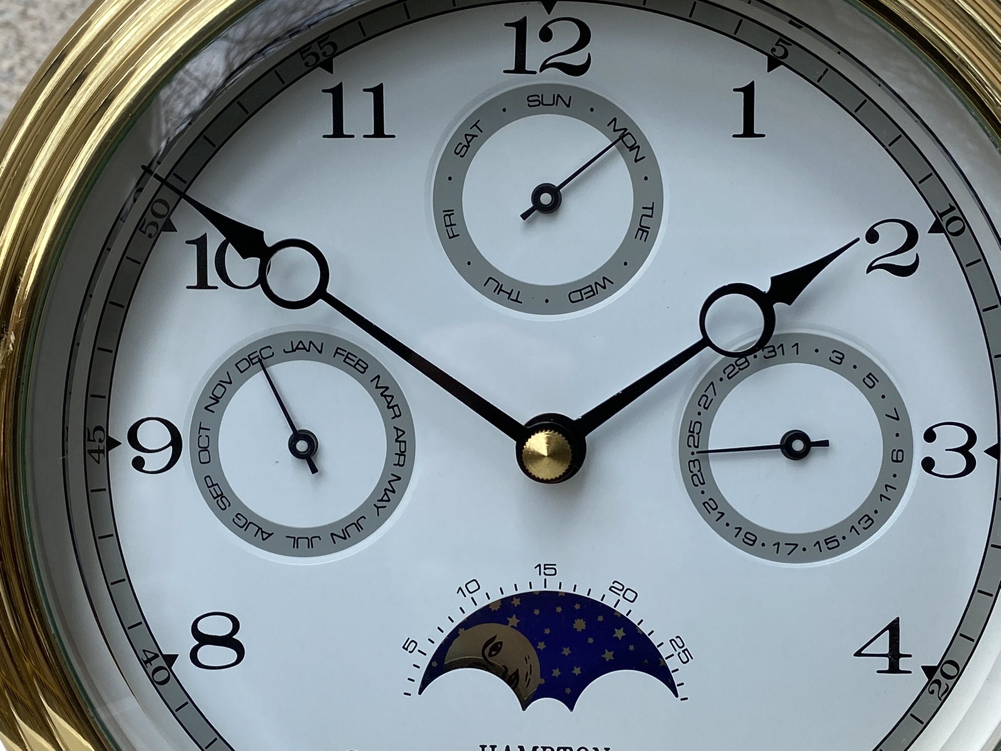Hampton Round Brass Moon Phase Desk Clock - Etsy