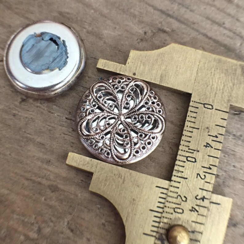 Vintage Italian Filigree Sparkly Loopy Flower 18mm Button | Etsy