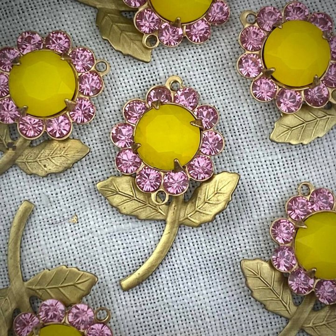 Vintage Rose Crystal Flower Connectors With Yellow Opal Centers ...