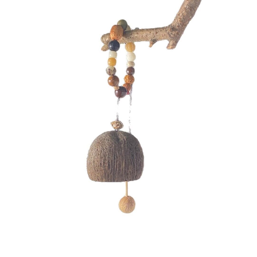 Handcrafted Seed Shaker Bell | 18-seed Natural Seed Shell Muyu ...