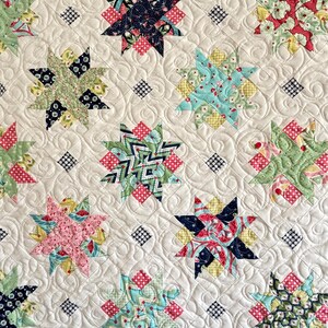 Handmade Quilted Spring Star Wall Hanging/table Topper - Etsy