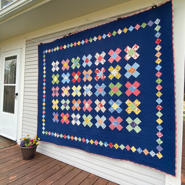 Belle Quilt - Etsy