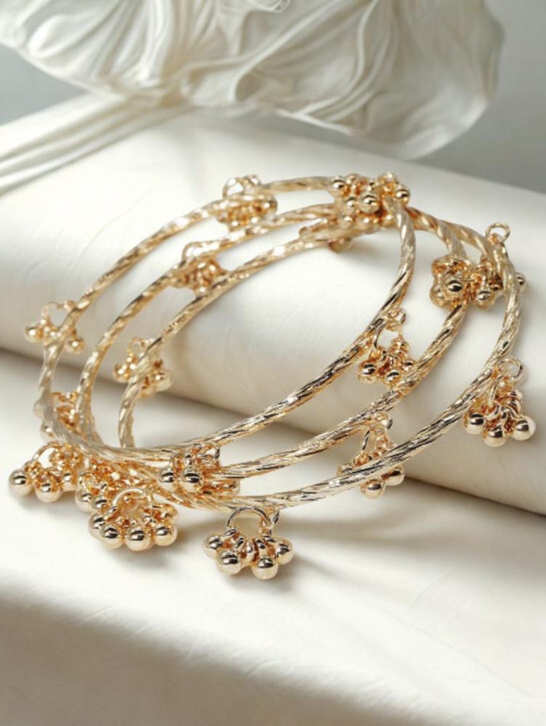 Gold Kashmiri Bangles Set of 3 | Traditional Ghungroo Chooriyan ...