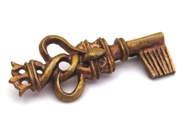Vintage Brass Figural Skeleton Key Brooch Pin - Etsy