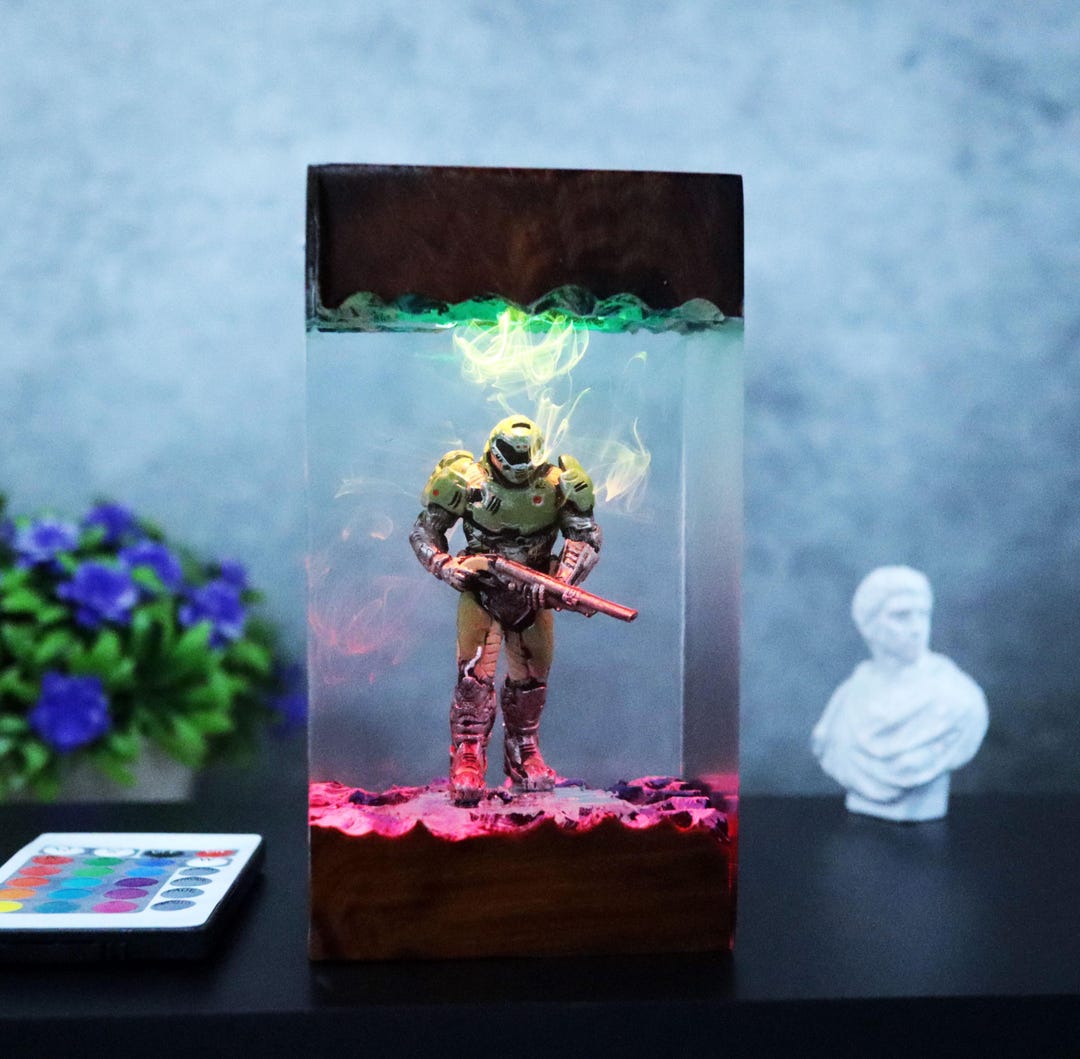 Doom Slayer Resin Night Light, Handmade Gamer LED Night Lamp, Gaming ...