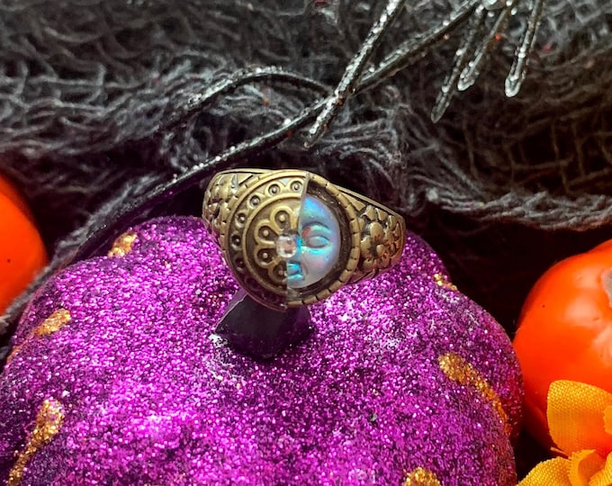 Meg Mucklebones From Legend Vinyl Sticker - Etsy Israel