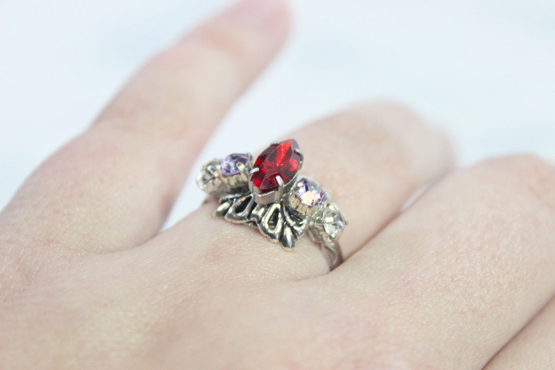 Labyrinth Sarah Ring: Red Acrylic Stone, Cosplay Costume Jewelry - Etsy