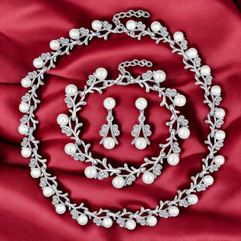 Pearl Bridal Jewelry Set: Necklace & Earrings, Wedding Accessories - Etsy