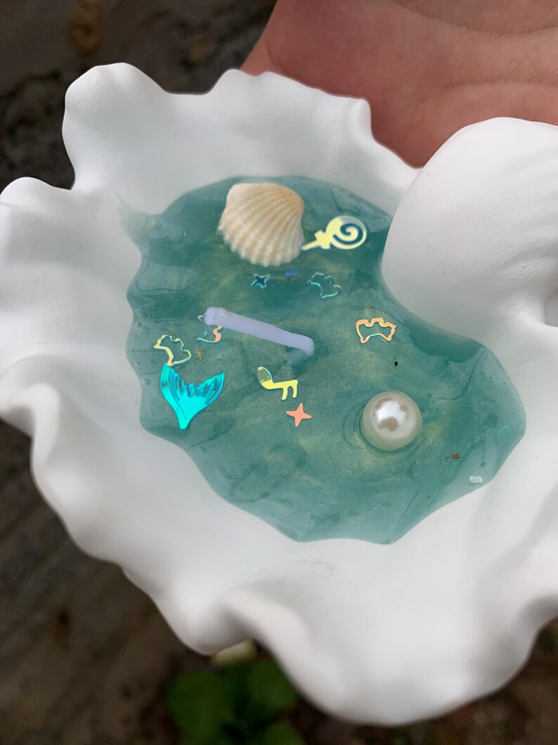 Seashell Scented Candle | Gift for the Sea Lover - Etsy