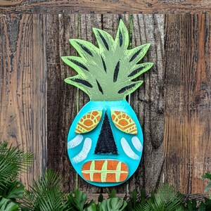 Home Staging Pineapple Beach Decor Colorful Interior Decorating ...