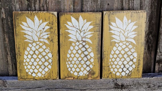 Primitive Pineapple Pattern