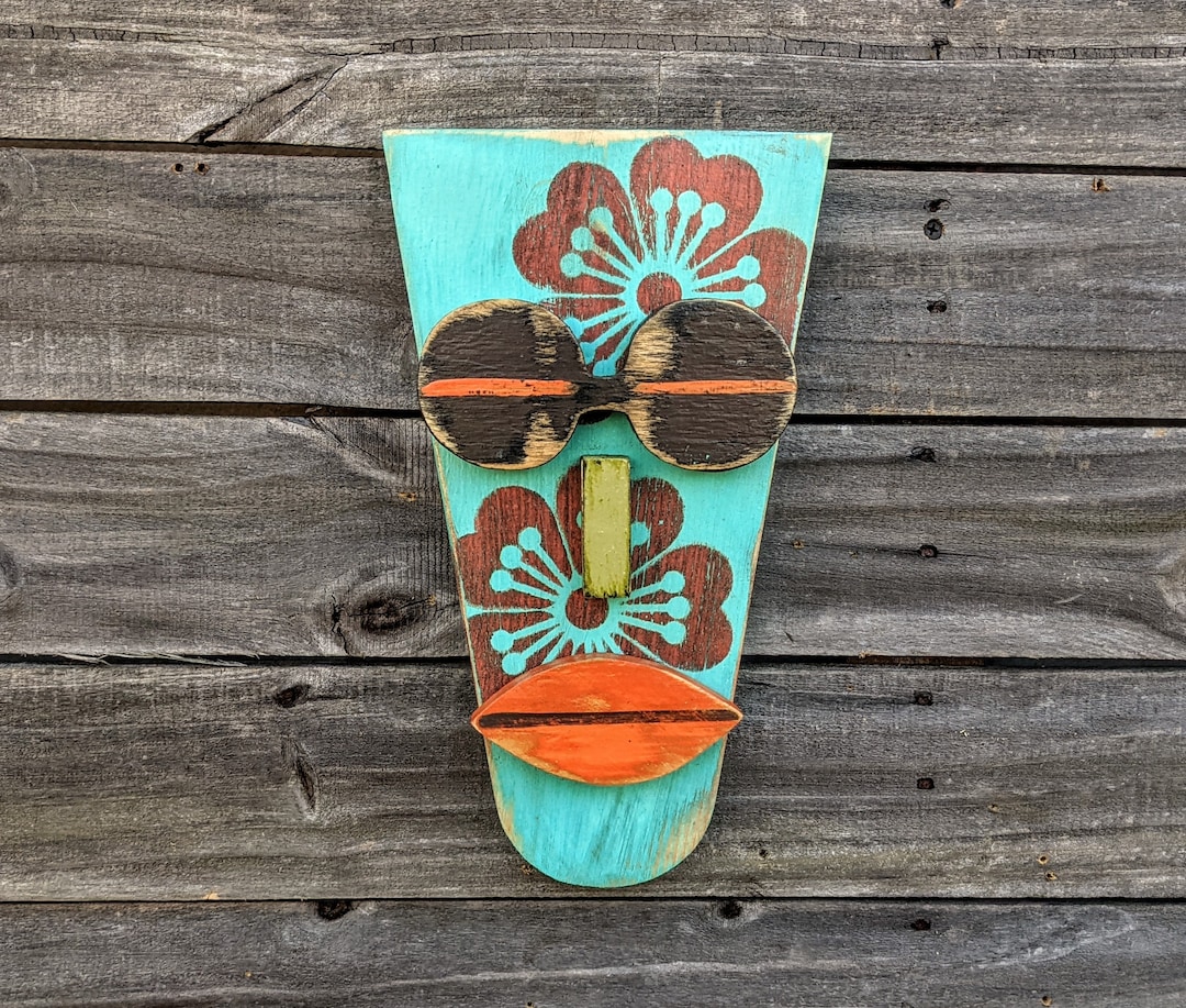 DAISY Floral Tiki Mask, Retro Aloha Tiki, Tribal Wall Décor - Etsy