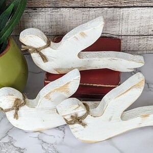 Set of 3 Rustic Wooden Doves Table Décor, Tiered Tray Christmas Wedding ...