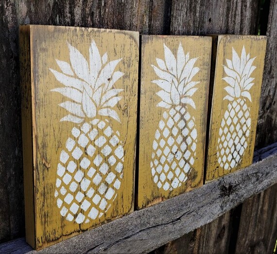 Primitive Pineapple Pattern
