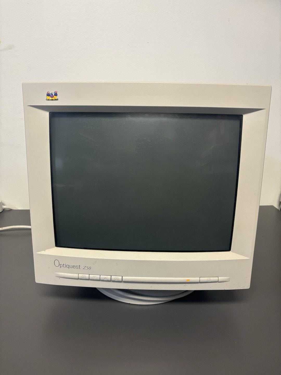 Vintage 1990s Optiquest Z50 VCDTS21195-2M 14" CRT VGA Color Monitor ...