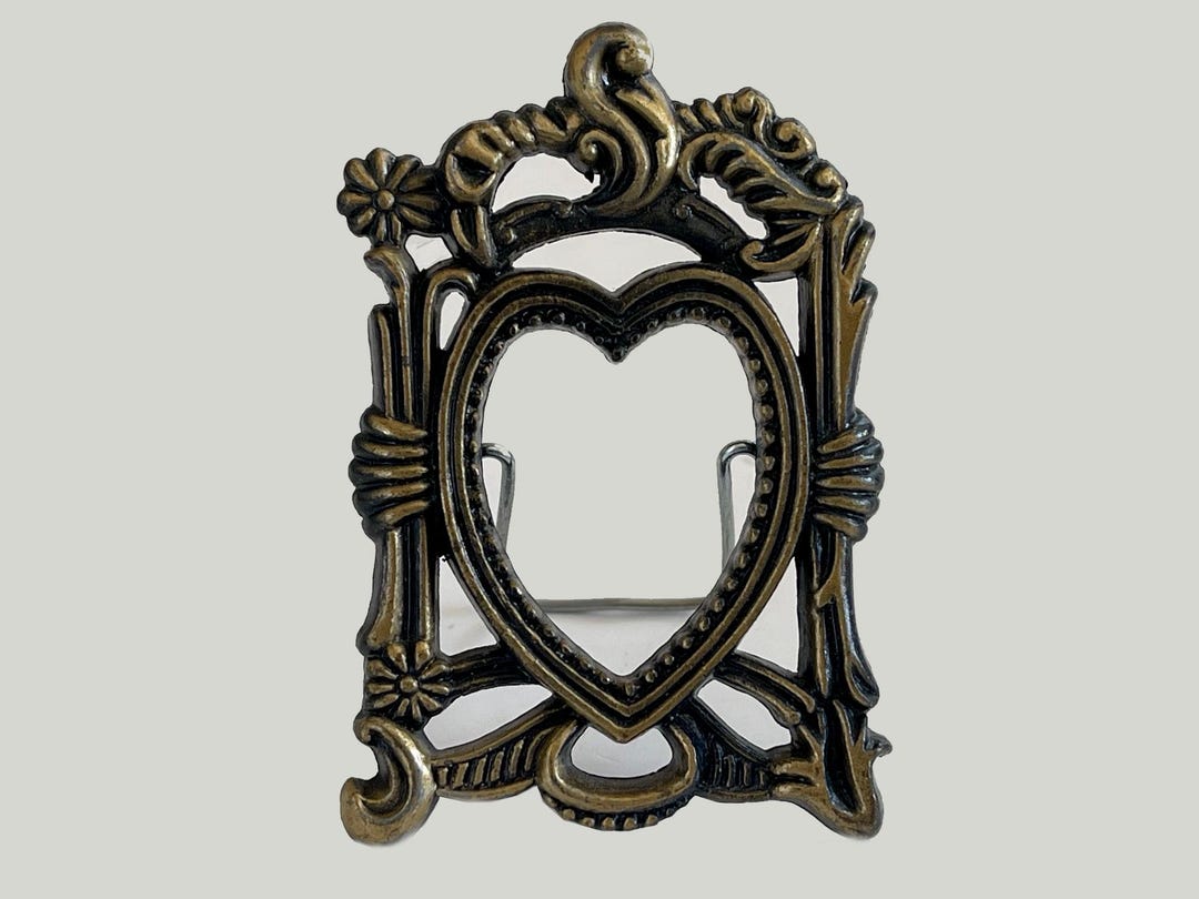 Vintage Mini Metal Heart Frame / Small Heart Frame With Wire Easel ...