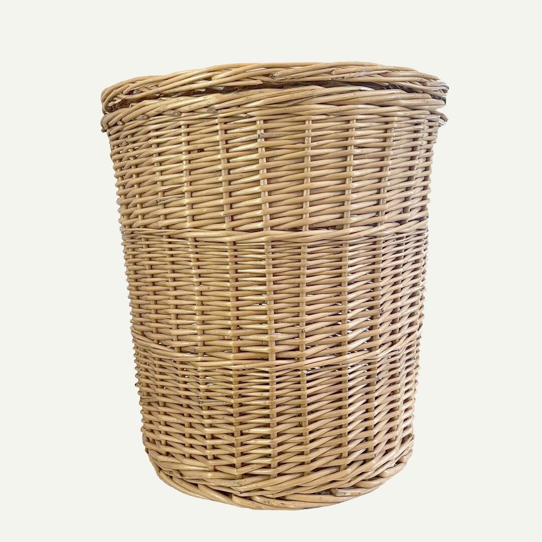 Vintage Tall Wicker Laundry Basket With Lid / Wicker Laundry Basket ...